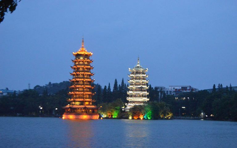 Que ver en Guilin (China) y cómo visitar las pagodas del sol y la luna