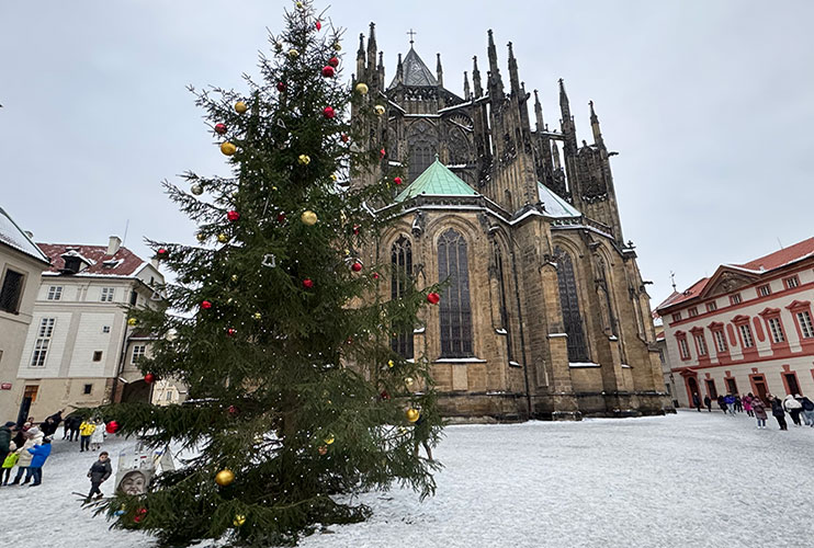 Praga en Navidad 2025: qué ver y hacer y mercados navideños