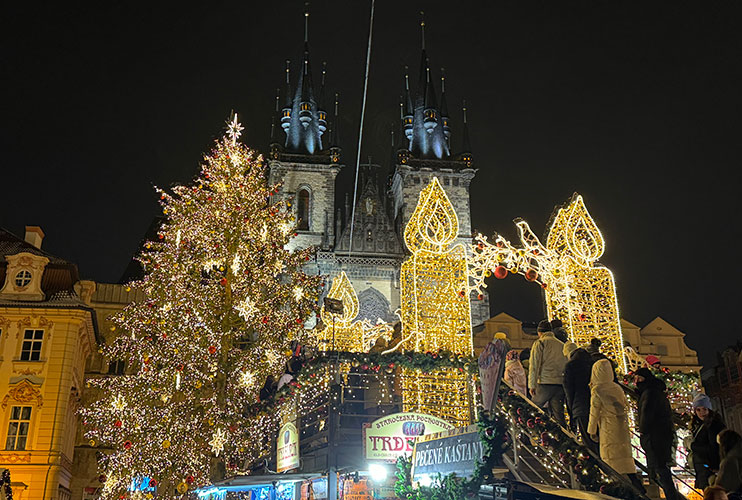 Praga en Navidad 2025: qué ver y hacer y mercados navideños