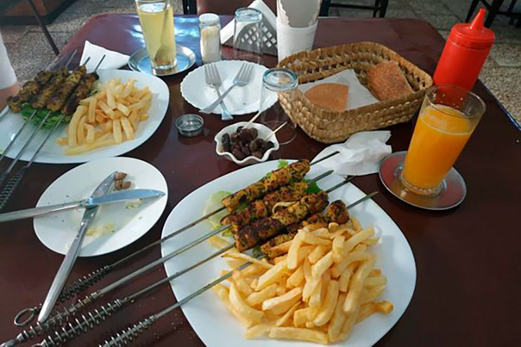10 restaurantes donde comer en Tánger rico y muy bien