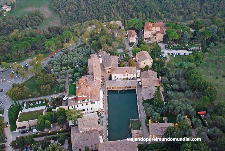 Qué ver en Bagno Vignoni (Italia) en un día